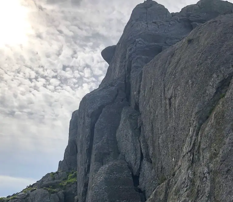 Tryfan North Ridge Scramble: Guide, Route Map, Photos and Video